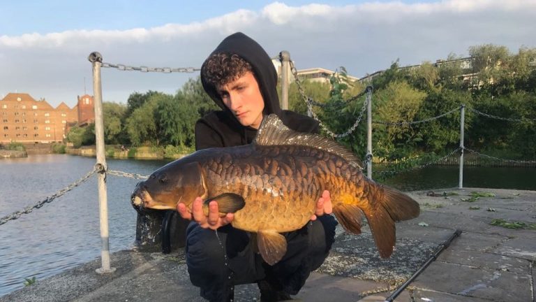 Carp Fishing Setup for Beginners in 2025 - Bait Boat World